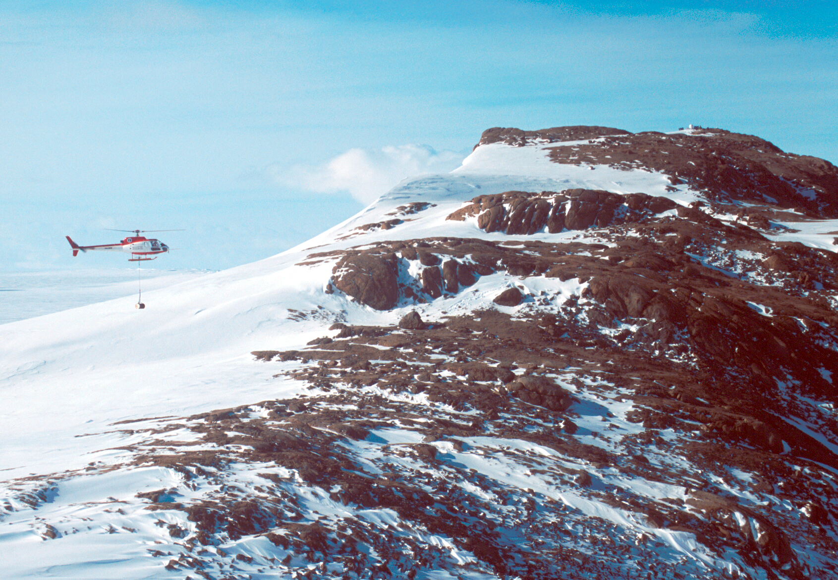 Landing Bluff LDBF Geodetic Monitoring site, December 2001